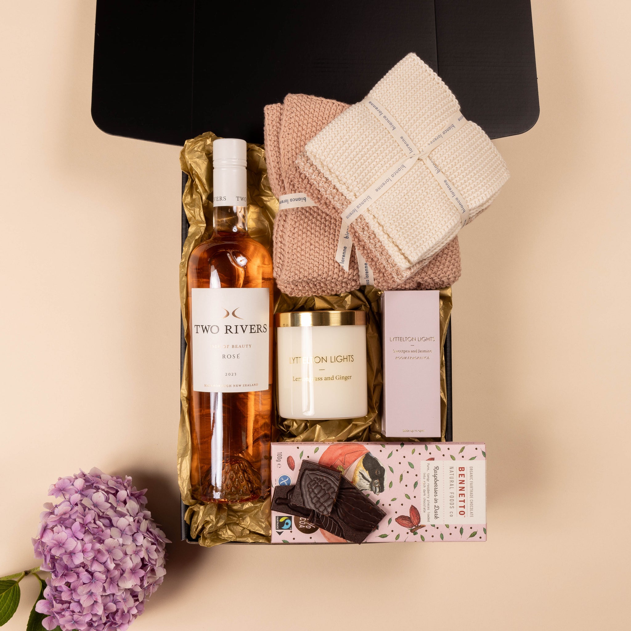 Meet The Team – Crowe & Co Gifts